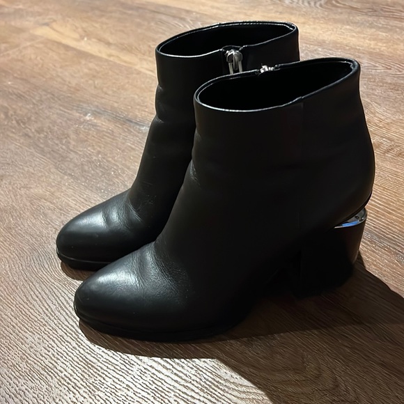 Alexander Wang | Shoes | Very Chic Alexandra Wang Leather Ankle Boots ...